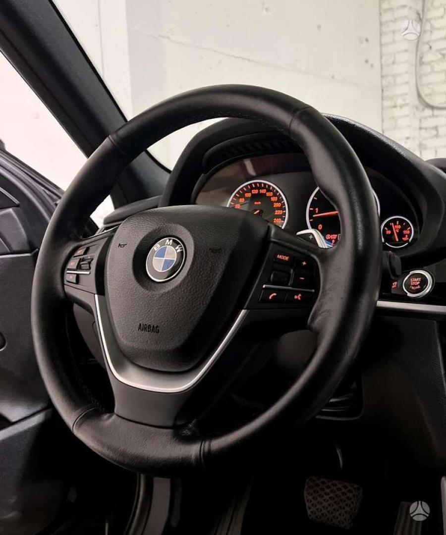 Black BMW X4 2014 in Klaipeda, with an engine capacity of 2.99 L and mileage of 228 thousand km for 17999 €, photo 16 on AUTOMOTO.COM.LV
