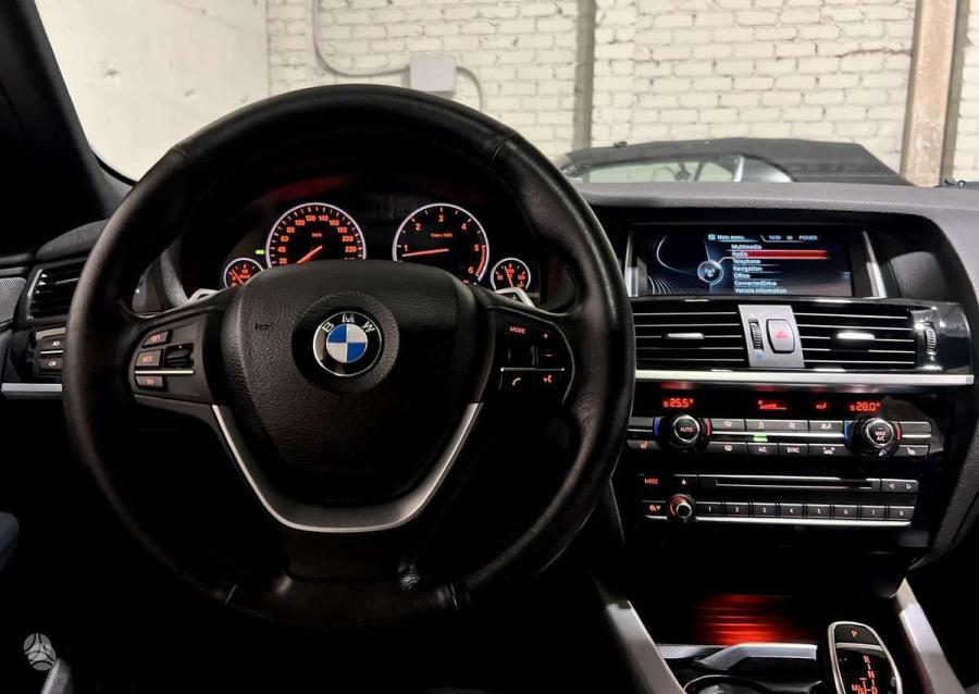 Black BMW X4 2014 in Klaipeda, with an engine capacity of 2.99 L and mileage of 228 thousand km for 17999 €, photo 30 on AUTOMOTO.COM.LV