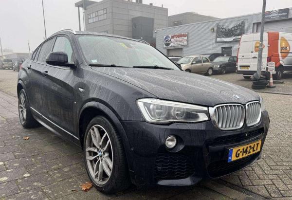 Black BMW X4 2014 in Raseiniai, with an engine capacity of 2.99 L and mileage of 260 thousand km for 11999 €, photo 2 on AUTOMOTO.COM.LV