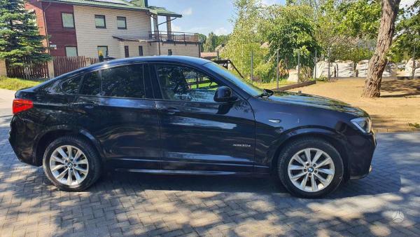 Black BMW X4 2014 in Vilnius, with an engine capacity of 2.99 L and mileage of 179 thousand km for 15600 €, photo 3 on AUTOMOTO.COM.LV