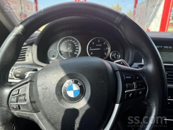 Black BMW X4 2014 in Riga, with an engine capacity of 3.00 L and mileage of 296 thousand km for 15500 €, photo 10 on AUTOMOTO.COM.LV