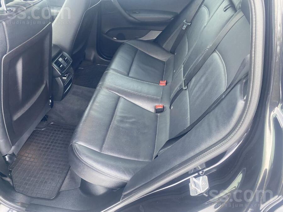Black BMW X4 2014 in Rezekne, with an engine capacity of 3.00 L and mileage of 227 thousand km for 18950 €, photo 15 on AUTOMOTO.COM.LV