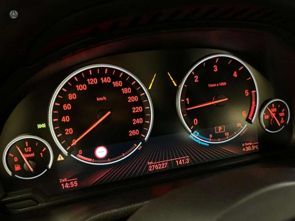 Black BMW X4 2014 in Marijampole, with an engine capacity of 2.99 L and mileage of 277 thousand km for 15999 €, photo 3 on AUTOMOTO.COM.LV