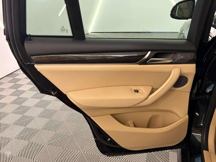 Melns BMW X4 2014 Marijampole, ar dzinēja tilpumu 2.99 L un nobraukumu 333 tūkst. km par 14950 €, foto 23 vietnē AUTOMOTO.COM.LV
