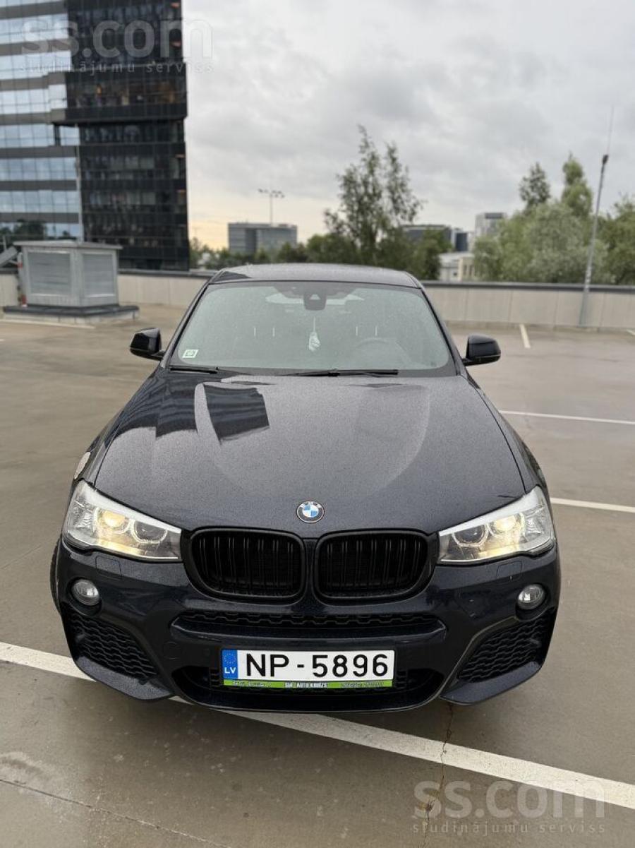 Black BMW X4 2015 in Riga, with an engine capacity of 3.00 L and mileage of 242 thousand km for 21000 €, photo 2 on AUTOMOTO.COM.LV
