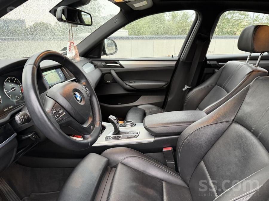 Black BMW X4 2015 in Riga, with an engine capacity of 3.00 L and mileage of 242 thousand km for 21000 €, photo 10 on AUTOMOTO.COM.LV