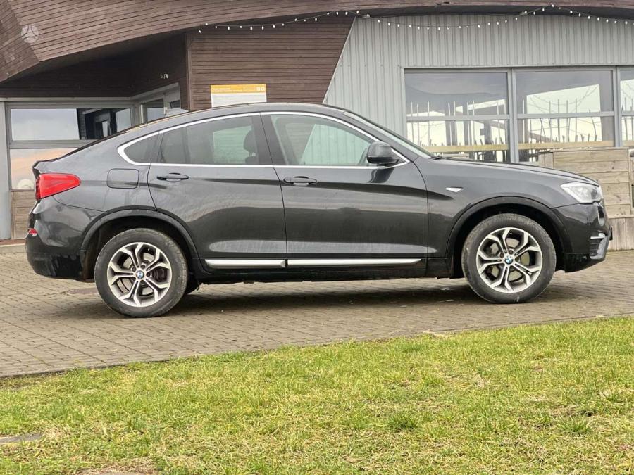Black BMW X4 2015 in Vilnius, with an engine capacity of 2.99 L and mileage of 102 thousand km for 16000 €, photo 31 on AUTOMOTO.COM.LV