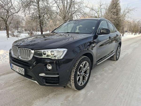 Black BMW X4 2015 in Panevezys, with an engine capacity of 2.00 L and mileage of 248 thousand km for 17300 €, photo 5 on AUTOMOTO.COM.LV