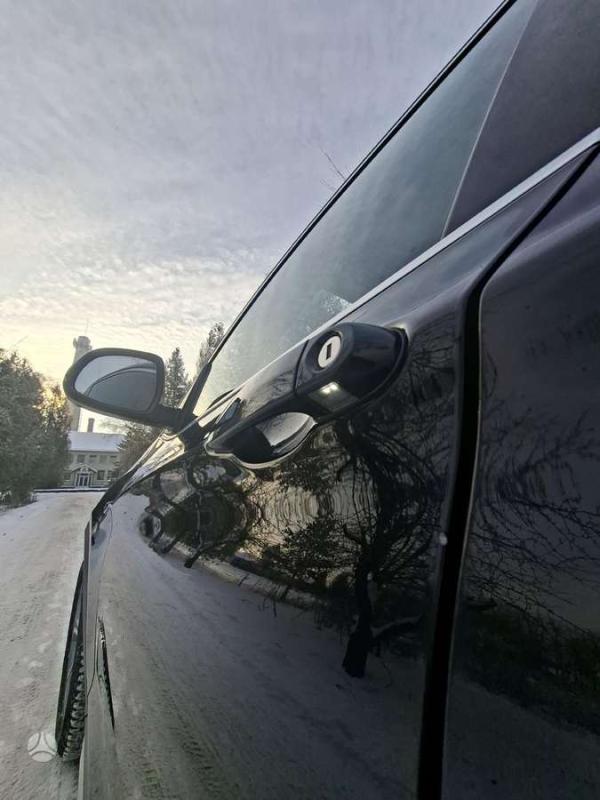 Black BMW X4 2015 in Panevezys, with an engine capacity of 2.00 L and mileage of 248 thousand km for 17300 €, photo 11 on AUTOMOTO.COM.LV