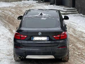 Black BMW X4 2015 in Vilnius, with an engine capacity of 2.99 L and mileage of 10 thousand km for 17999 €, photo 11 on AUTOMOTO.COM.LV