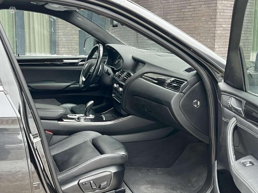 Black BMW X4 2015 in Vilnius, with an engine capacity of 2.99 L and mileage of 10 thousand km for 17999 €, photo 17 on AUTOMOTO.COM.LV