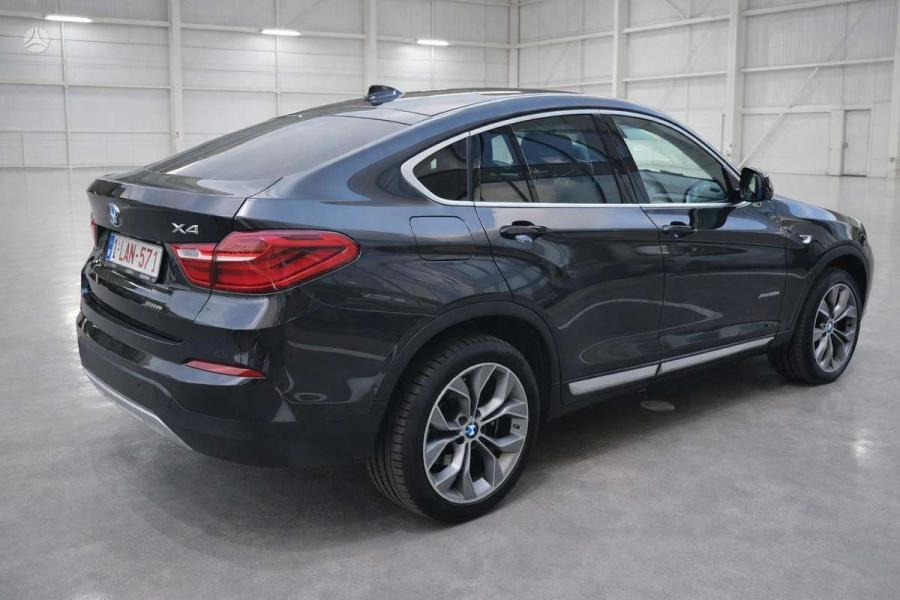Black BMW X4 2015 in Vilnius, with an engine capacity of 2.00 L and mileage of 219 thousand km for 17600 €, photo 4 on AUTOMOTO.COM.LV