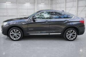 Black BMW X4 2015 in Vilnius, with an engine capacity of 2.00 L and mileage of 219 thousand km for 17600 €, photo 7 on AUTOMOTO.COM.LV