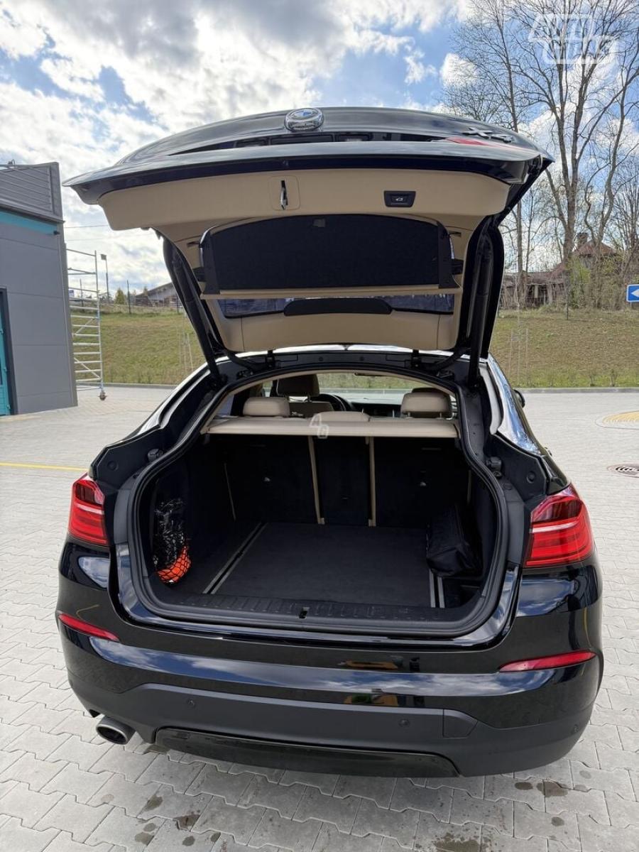 Black BMW X4 2015 in Vilnius, with an engine capacity of 2.00 L and mileage of 199 thousand km for 16250 €, photo 8 on AUTOMOTO.COM.LV