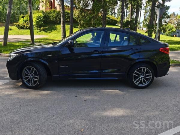 Black BMW X4 2015 in Ogre, with an engine capacity of 3.00 L and mileage of 0 thousand km for 15999 €, photo 5 on AUTOMOTO.COM.LV