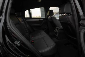 Black BMW X4 2015 in Jelgava, with an engine capacity of 2.00 L and mileage of 240 thousand km for 20950 €, photo 7 on AUTOMOTO.COM.LV
