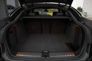 Black BMW X4 2015 in Jelgava, with an engine capacity of 2.00 L and mileage of 240 thousand km for 20950 €, photo 8 on AUTOMOTO.COM.LV