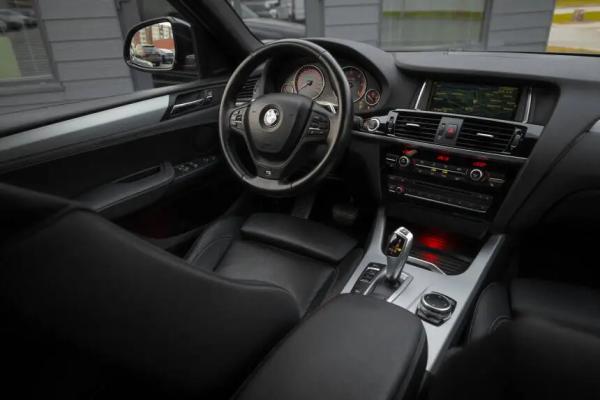 Melns BMW X4 2015 Jelgava, ar dzinēja tilpumu 2.00 L un nobraukumu 240 tūkst. km par 20950 €, foto 9 vietnē AUTOMOTO.COM.LV