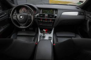 Black BMW X4 2015 in Jelgava, with an engine capacity of 2.00 L and mileage of 240 thousand km for 20950 €, photo 20 on AUTOMOTO.COM.LV