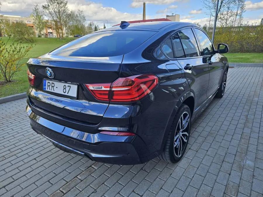 Melns BMW X4 2015 Jēkabpils, ar dzinēja tilpumu 2.00 L un nobraukumu 193 tūkst. km par 17990 €, foto 9 vietnē AUTOMOTO.COM.LV