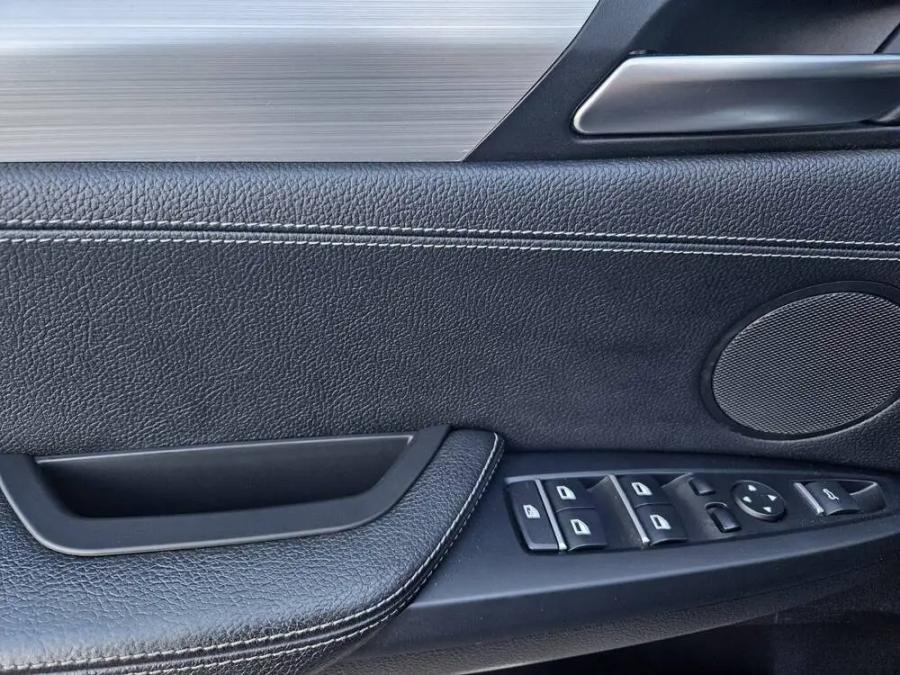 Melns BMW X4 2015 Jēkabpils, ar dzinēja tilpumu 2.00 L un nobraukumu 193 tūkst. km par 17990 €, foto 16 vietnē AUTOMOTO.COM.LV
