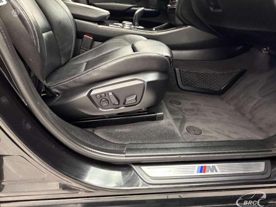 Black BMW X4 2015 in Vilnius, with an engine capacity of 2.00 L and mileage of 206 thousand km for 10900 €, photo 8 on AUTOMOTO.COM.LV