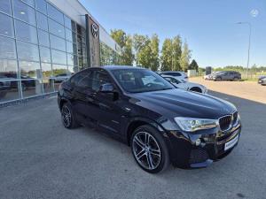 Black BMW X4 2015 in Panevezys, with an engine capacity of 2.00 L and mileage of 401 thousand km for 12650 €, photo 4 on AUTOMOTO.COM.LV