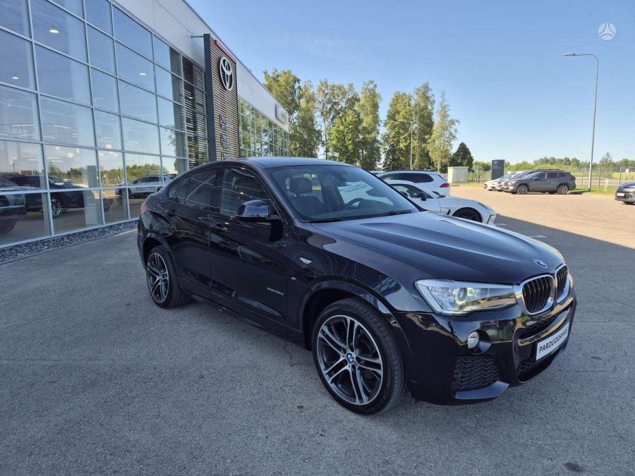 Black BMW X4 2015 in Panevezys, with an engine capacity of 2.00 L and mileage of 401 thousand km for 12650 €, photo 4 on AUTOMOTO.COM.LV