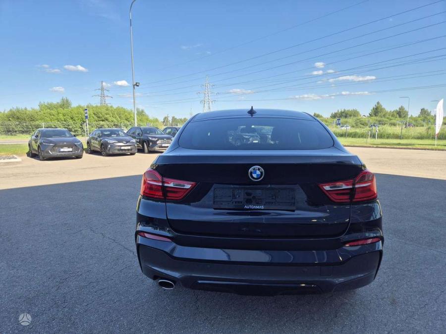 Black BMW X4 2015 in Panevezys, with an engine capacity of 2.00 L and mileage of 401 thousand km for 12650 €, photo 7 on AUTOMOTO.COM.LV