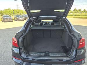 Black BMW X4 2015 in Panevezys, with an engine capacity of 2.00 L and mileage of 401 thousand km for 12650 €, photo 13 on AUTOMOTO.COM.LV