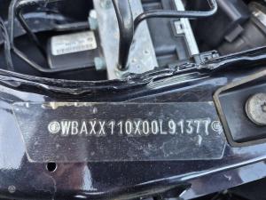 Black BMW X4 2015 in Panevezys, with an engine capacity of 2.00 L and mileage of 401 thousand km for 12650 €, photo 27 on AUTOMOTO.COM.LV