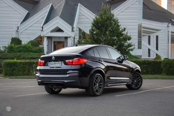 Black BMW X4 2015 in Elektrenai, with an engine capacity of 2.00 L and mileage of 282 thousand km for 17300 €, photo 5 on AUTOMOTO.COM.LV