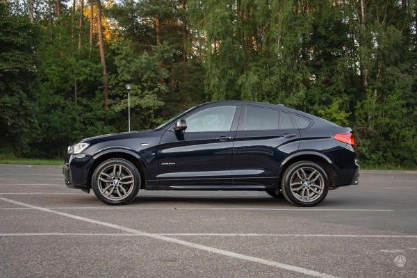 Black BMW X4 2015 in Elektrenai, with an engine capacity of 2.00 L and mileage of 282 thousand km for 17300 €, photo 6 on AUTOMOTO.COM.LV