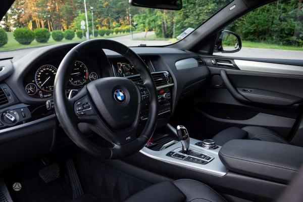 Black BMW X4 2015 in Elektrenai, with an engine capacity of 2.00 L and mileage of 282 thousand km for 17300 €, photo 9 on AUTOMOTO.COM.LV