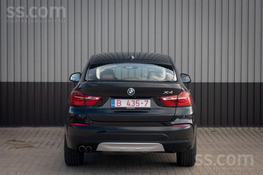 Black BMW X4 2015 in Talsi, with an engine capacity of 3.00 L and mileage of 226 thousand km for 15950 €, photo 6 on AUTOMOTO.COM.LV