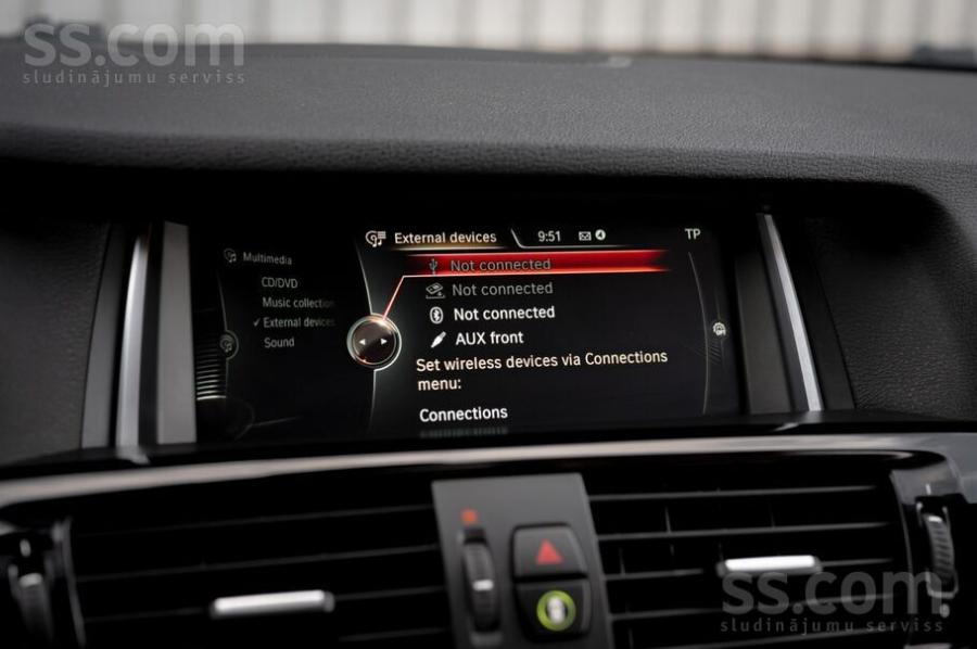 Black BMW X4 2015 in Talsi, with an engine capacity of 3.00 L and mileage of 226 thousand km for 15950 €, photo 24 on AUTOMOTO.COM.LV