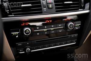 Black BMW X4 2015 in Talsi, with an engine capacity of 3.00 L and mileage of 226 thousand km for 15950 €, photo 28 on AUTOMOTO.COM.LV