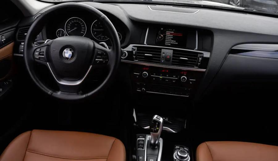 Melns BMW X4 2015 Jelgava, ar dzinēja tilpumu 2.00 L un nobraukumu 190 tūkst. km par 14500 €, foto 13 vietnē AUTOMOTO.COM.LV
