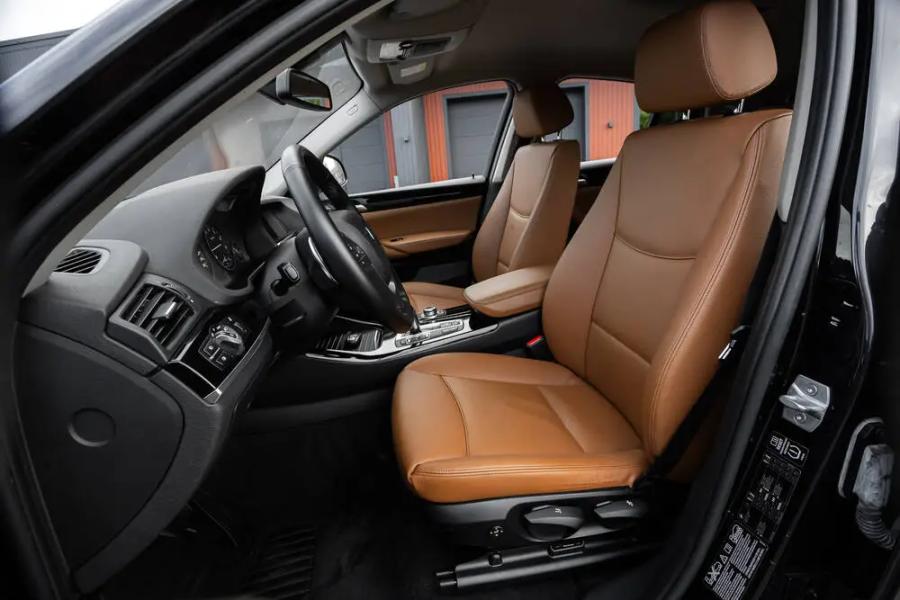 Melns BMW X4 2015 Jelgava, ar dzinēja tilpumu 2.00 L un nobraukumu 190 tūkst. km par 14500 €, foto 16 vietnē AUTOMOTO.COM.LV