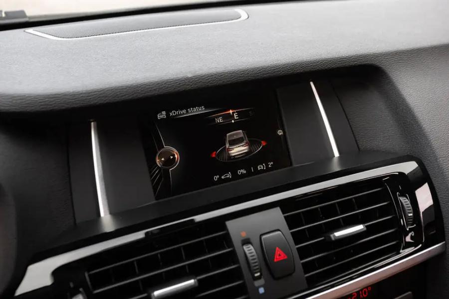 Melns BMW X4 2015 Jelgava, ar dzinēja tilpumu 2.00 L un nobraukumu 190 tūkst. km par 14500 €, foto 26 vietnē AUTOMOTO.COM.LV