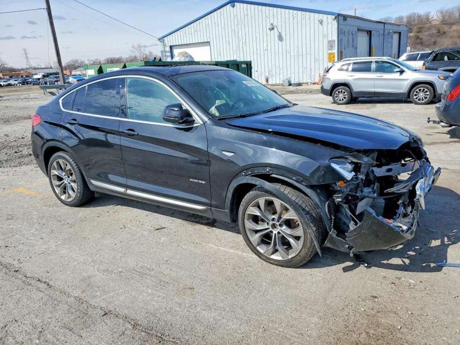 Black BMW X4 2015 in Siauliai, with an engine capacity of 2.98 L and mileage of 88 thousand km for 8300 €, photo 3 on AUTOMOTO.COM.LV