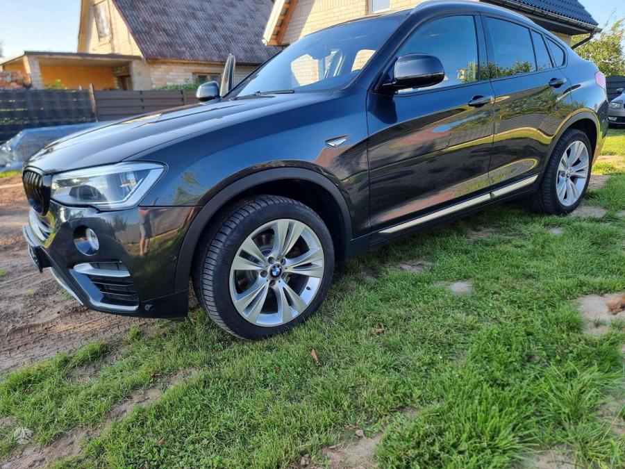 Melns BMW X4 2015 Širvintos, ar dzinēja tilpumu 2.99 L un nobraukumu 240 tūkst. km par 14000 €, foto 14 vietnē AUTOMOTO.COM.LV