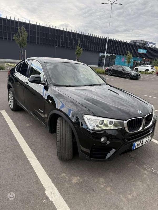БМВ Х4 2015 в Вильнюс на AUTOMOTO.COM.LV Черный БМВ Х4 2015 в Вильнюс, объемом двигателя 2.00 л и пробегом 200 тыс. км за 15000 €, фото 3 на AUTOMOTO.COM.LV