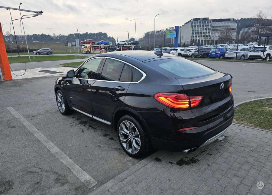Melns BMW X4 2015 Viļņa, ar dzinēja tilpumu 2.00 L un nobraukumu 330 tūkst. km par 9999 €, foto 5 vietnē AUTOMOTO.COM.LV