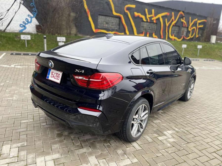 Black BMW X4 2016 in Klaipeda, with an engine capacity of 2.00 L and mileage of 266 thousand km for 15000 €, photo 5 on AUTOMOTO.COM.LV