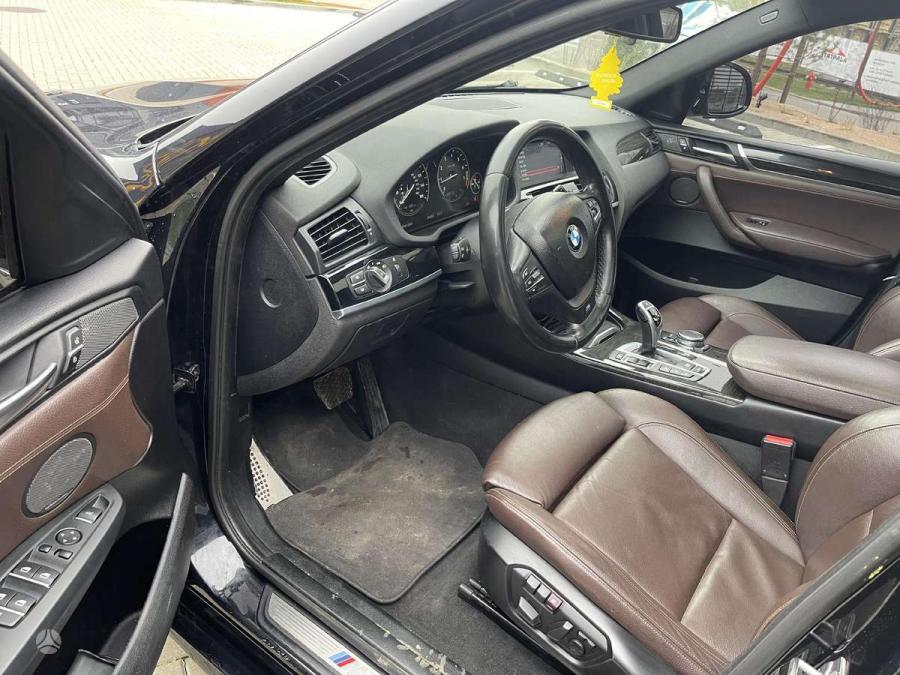 Black BMW X4 2016 in Klaipeda, with an engine capacity of 2.00 L and mileage of 266 thousand km for 15000 €, photo 7 on AUTOMOTO.COM.LV