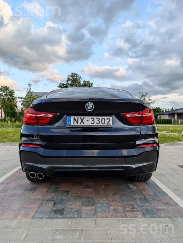 Black BMW X4 2016 in Riga, with an engine capacity of 3.00 L and mileage of 201 thousand km for 18490 €, photo 7 on AUTOMOTO.COM.LV