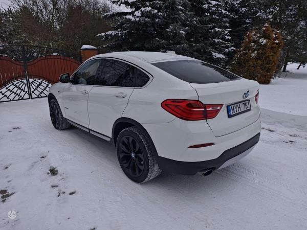 Black BMW X4 2016 in Siauliai, with an engine capacity of 2.00 L and mileage of 290 thousand km for 15150 €, photo 7 on AUTOMOTO.COM.LV