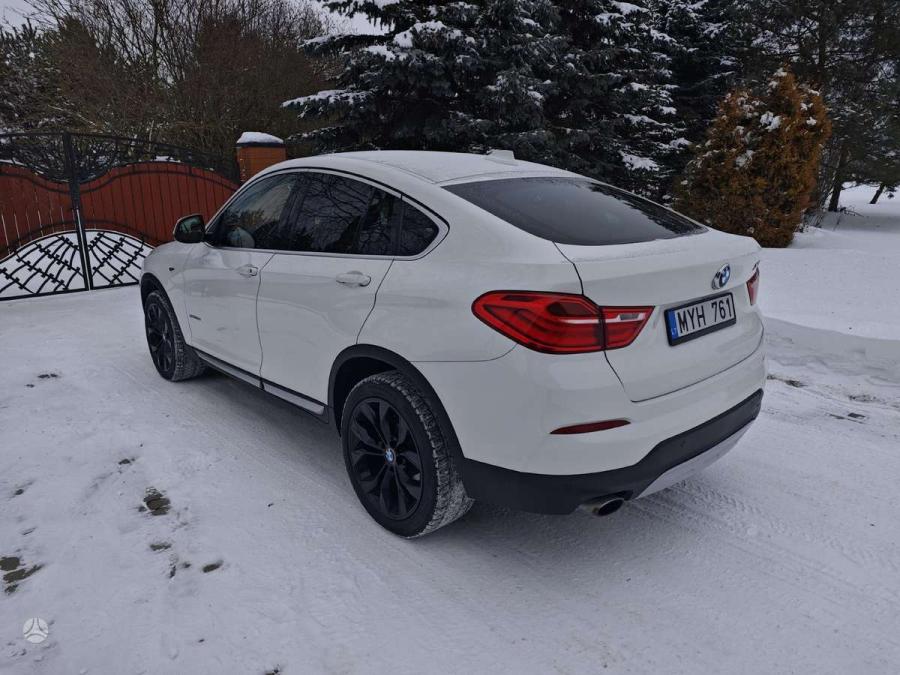 Melns BMW X4 2016 Šauļi, ar dzinēja tilpumu 2.00 L un nobraukumu 290 tūkst. km par 15150 €, foto 7 vietnē AUTOMOTO.COM.LV