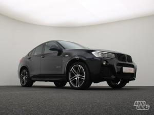 Black BMW X4 2016 in Vilnius, with an engine capacity of 2.00 L and mileage of 153 thousand km for 20399 €, photo 11 on AUTOMOTO.COM.LV